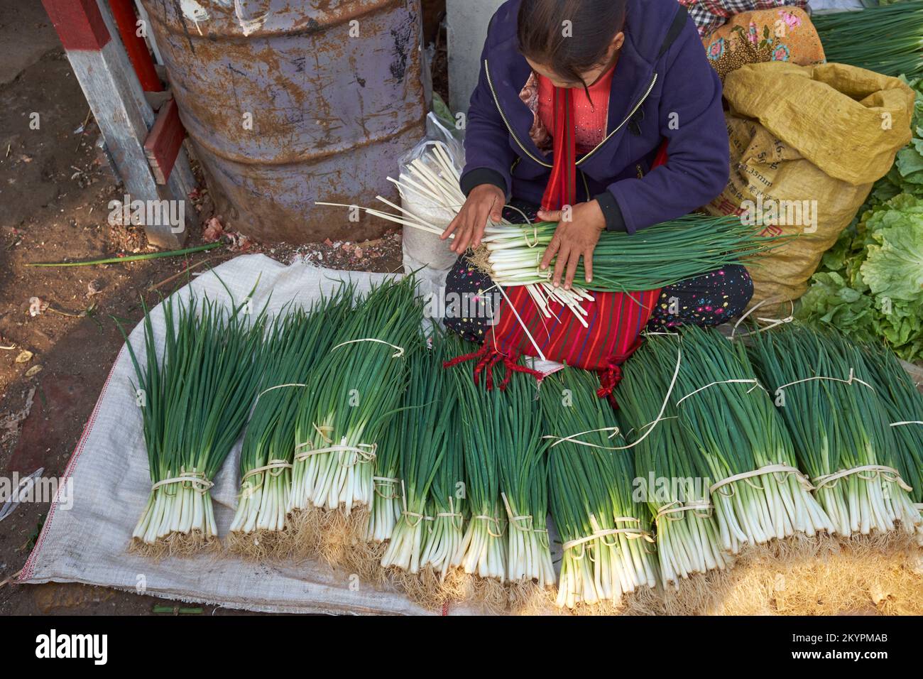 Myanmar inle lake kitchen hi-res stock photography and images - Alamy