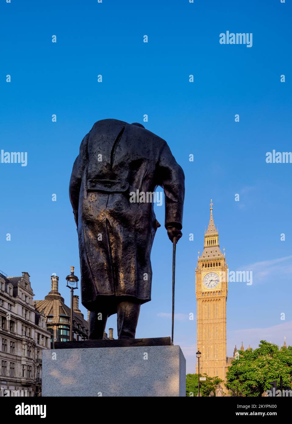 Winston Churchill Statue and Big Ben, London, England, United Kingdom ...
