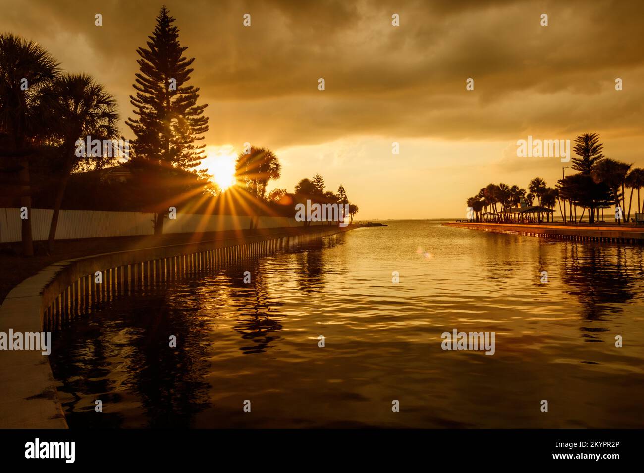 Sunset on the channel Stock Photo - Alamy