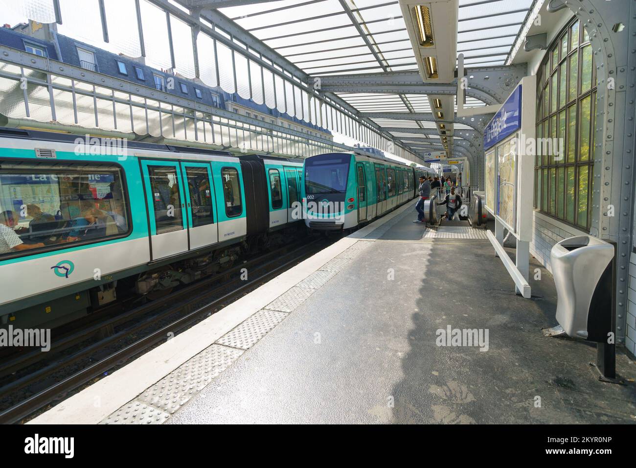 PARIS - SEPTEMBER 10, 2014: interior of Paris Metropolitain station ...