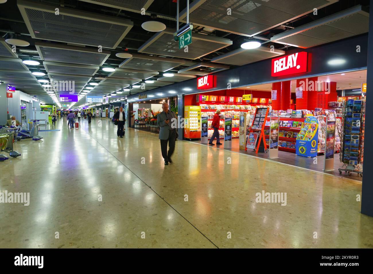 Cointrin airport geneva switzerland hi-res stock photography and images ...