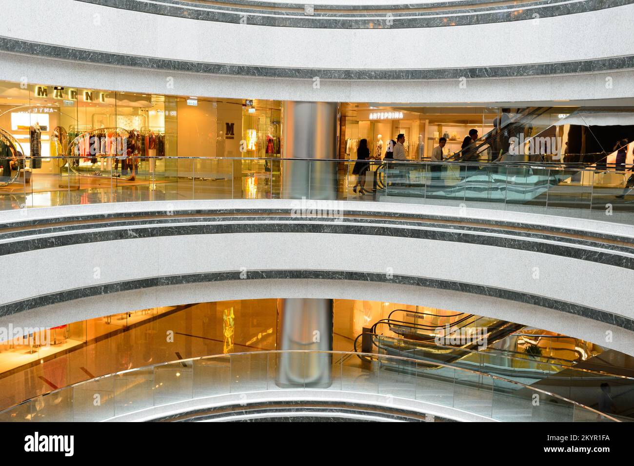 HONG KONG - JUNE 01, 2015: interior of the shopping mall . Hong Kong ...