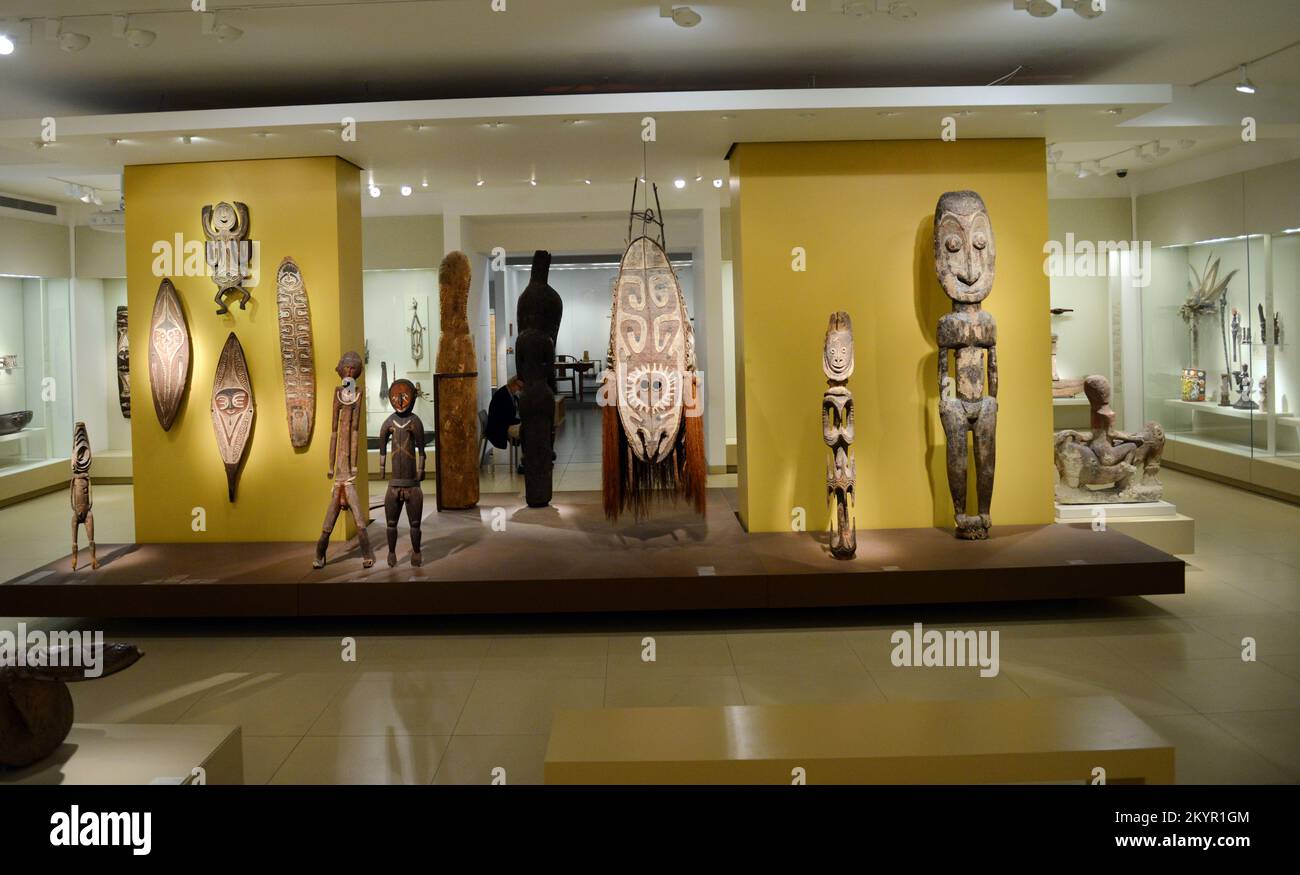 Indigenous sculptures and masks from Africa and Oceania displayed at ...