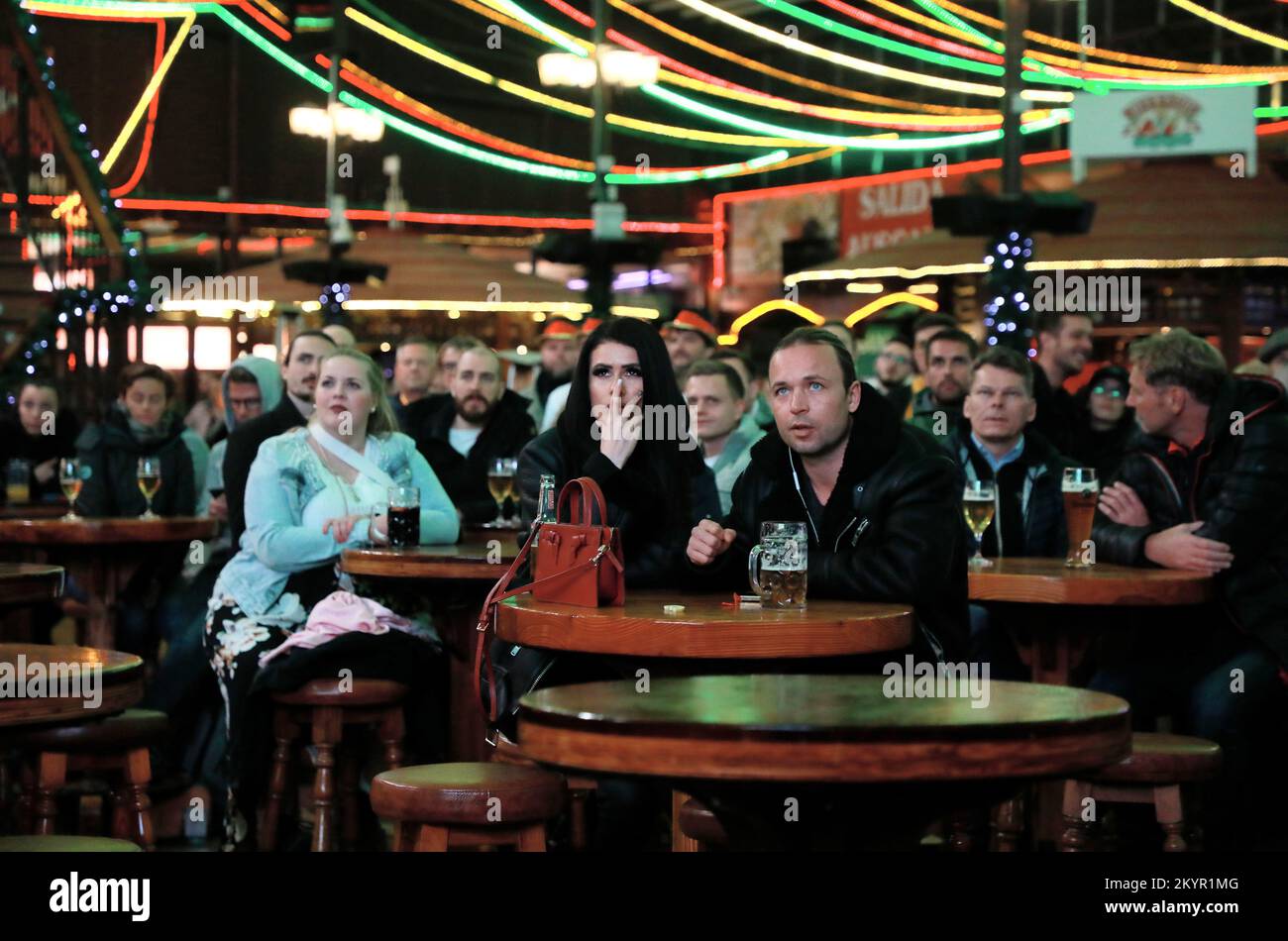 Palma, Spain. 01st Dec, 2022. Soccer, World Cup 2022 in Qatar, Costa ...