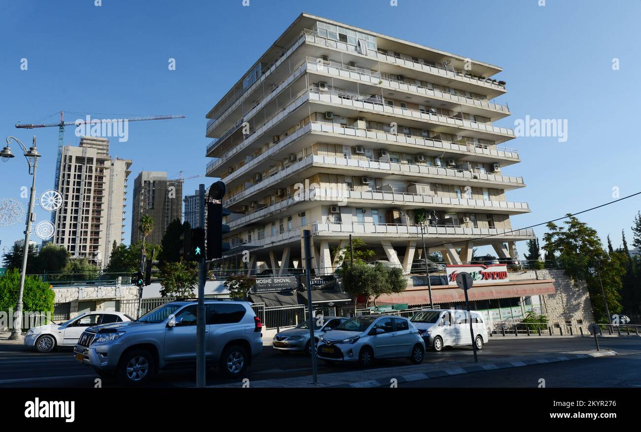 Shufersal building hi-res stock photography and images - Alamy