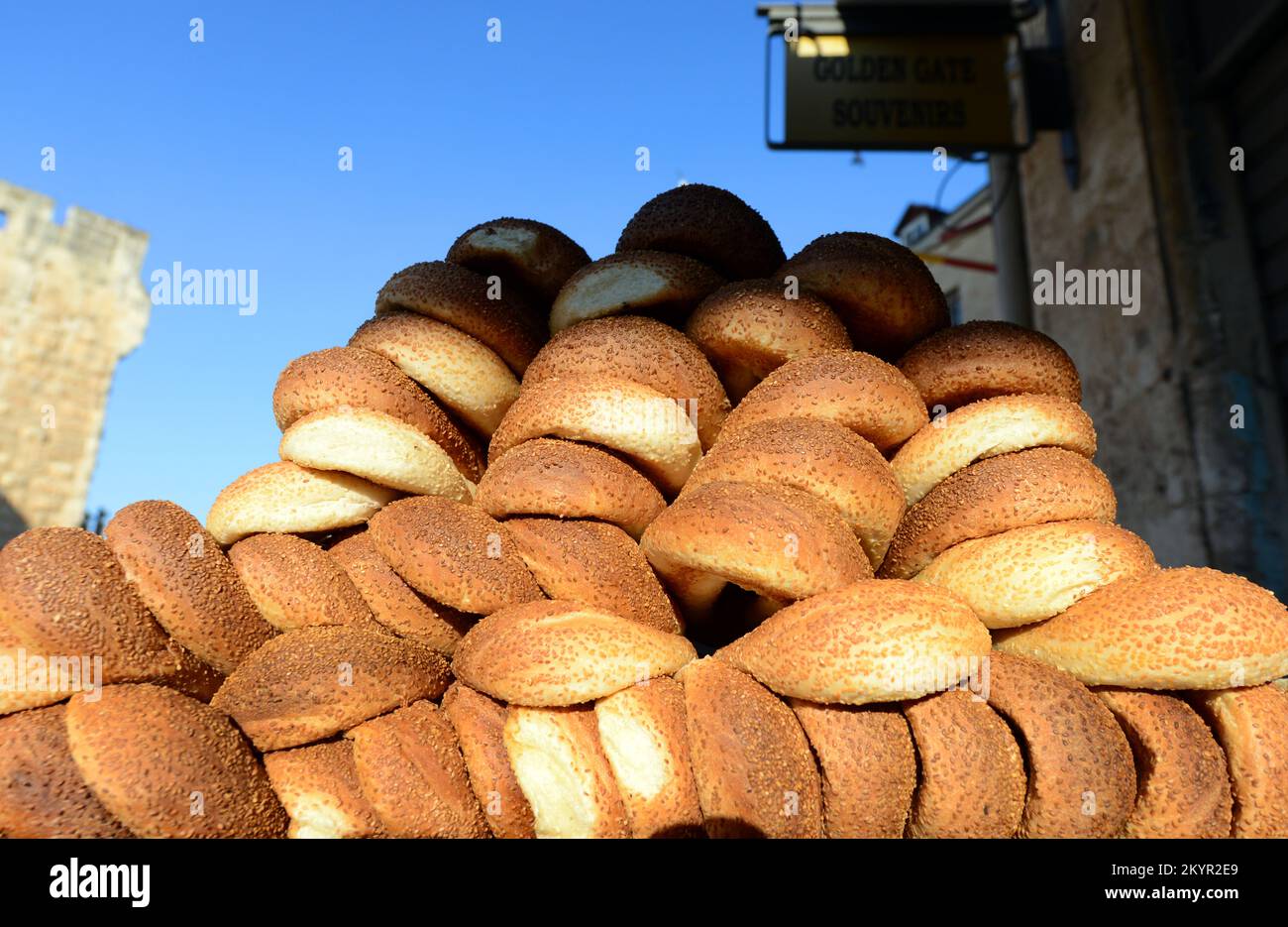 Kaek and bread hi-res stock photography and images - Alamy