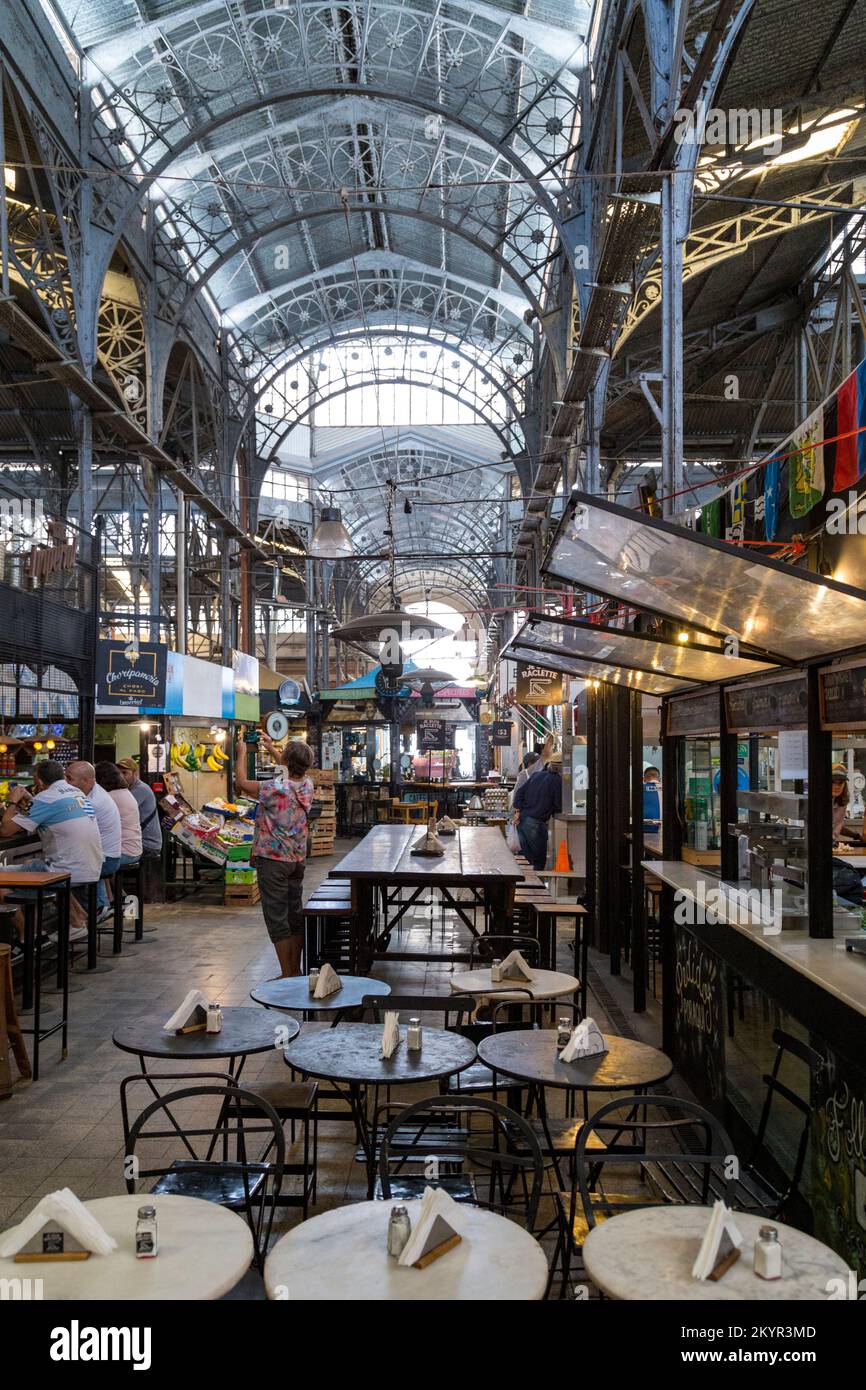 San telmo argentina market hi-res stock photography and images - Alamy