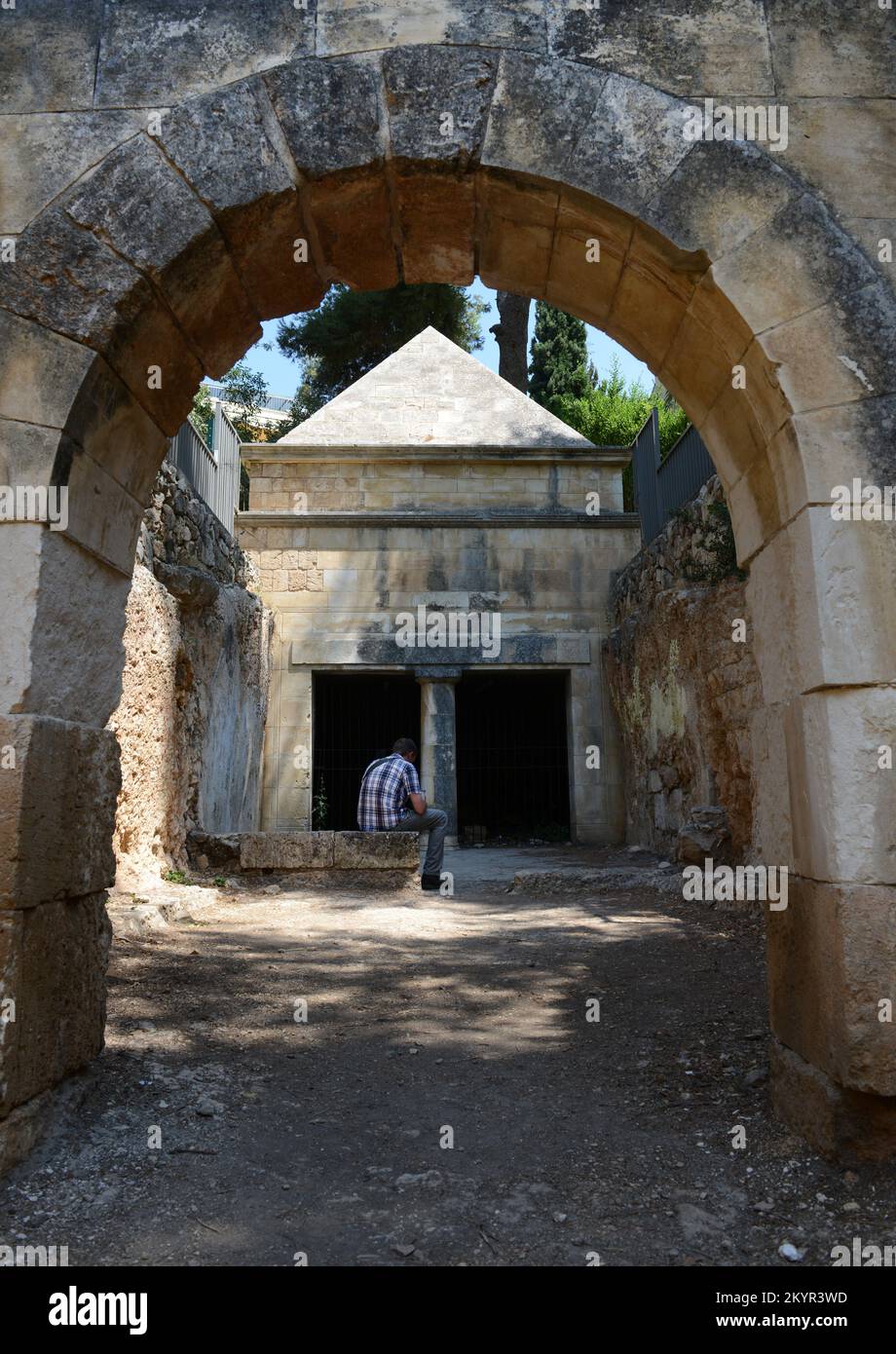 Jason's tomb in Rehavia, Jerusalem, Israel Stock Photo - Alamy
