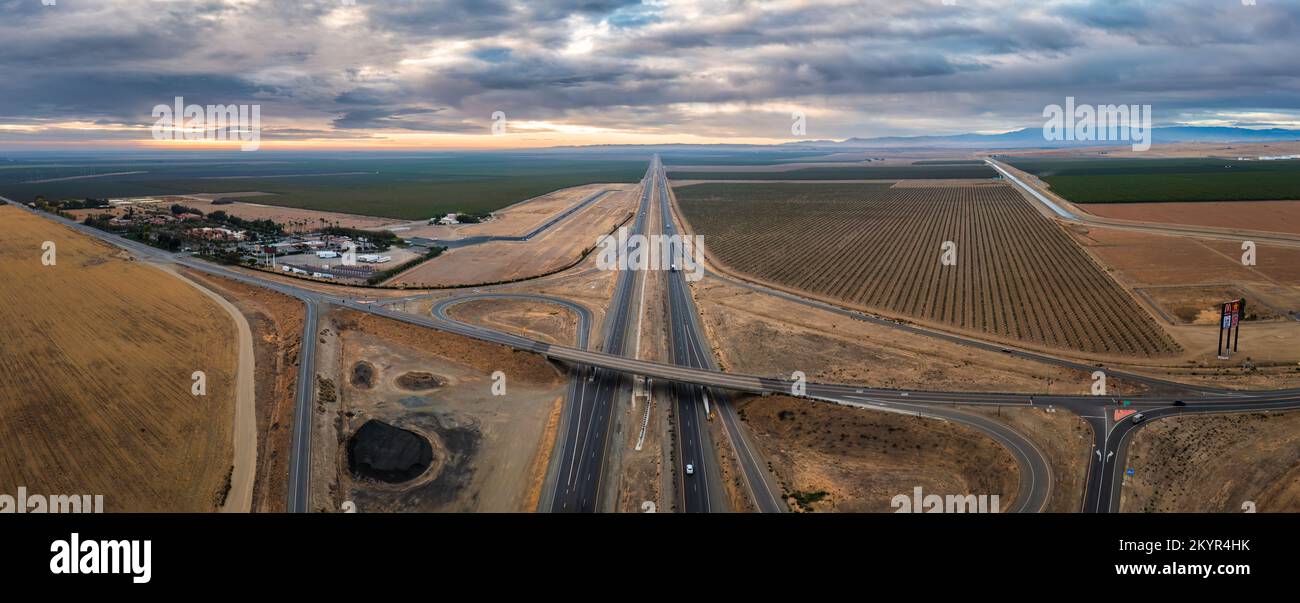 erial panorama of highway 5 in Central California Stock Photo - Alamy