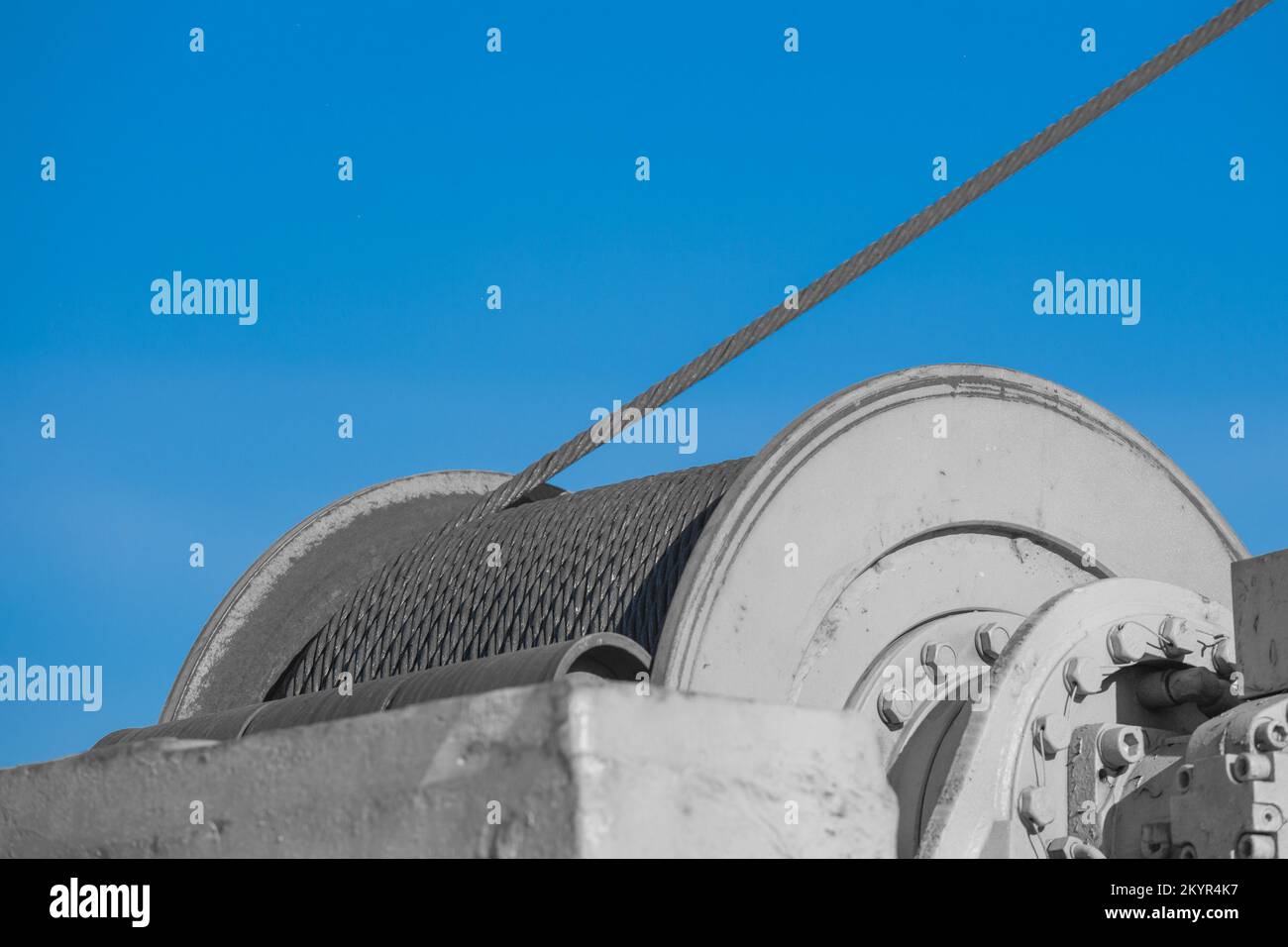 Lifting crane steel heavy winch pull rope lift industrial cable load ...