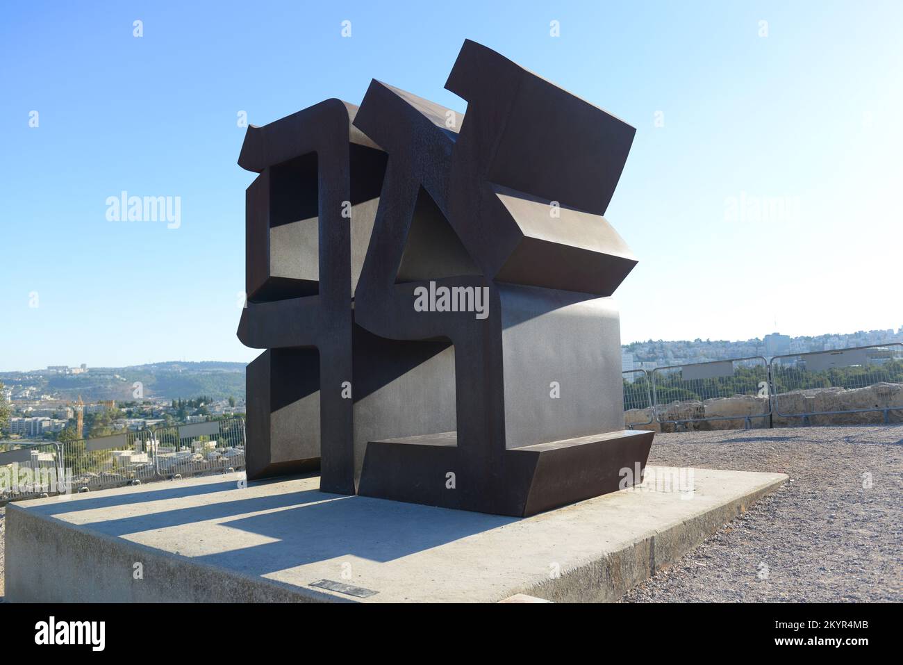 Robert Indiana's Love sculpture at the Israeli museum in Givat Ram ...