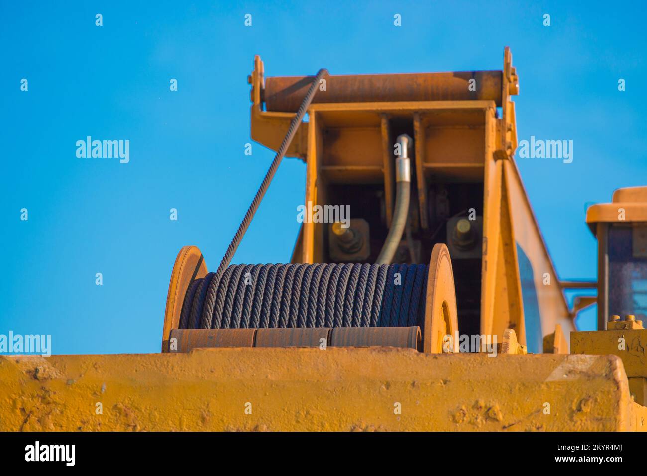 Lifting crane steel heavy winch pull rope lift industrial cable load ...