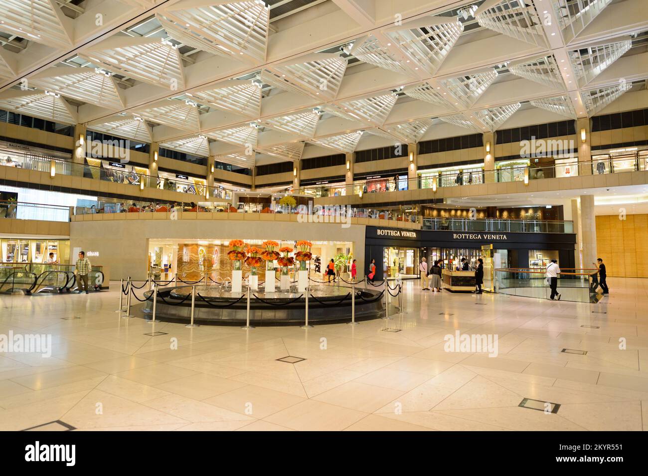 HONG KONG - OCTOBER 25, 2015: interior of the Landmark shopping mall ...