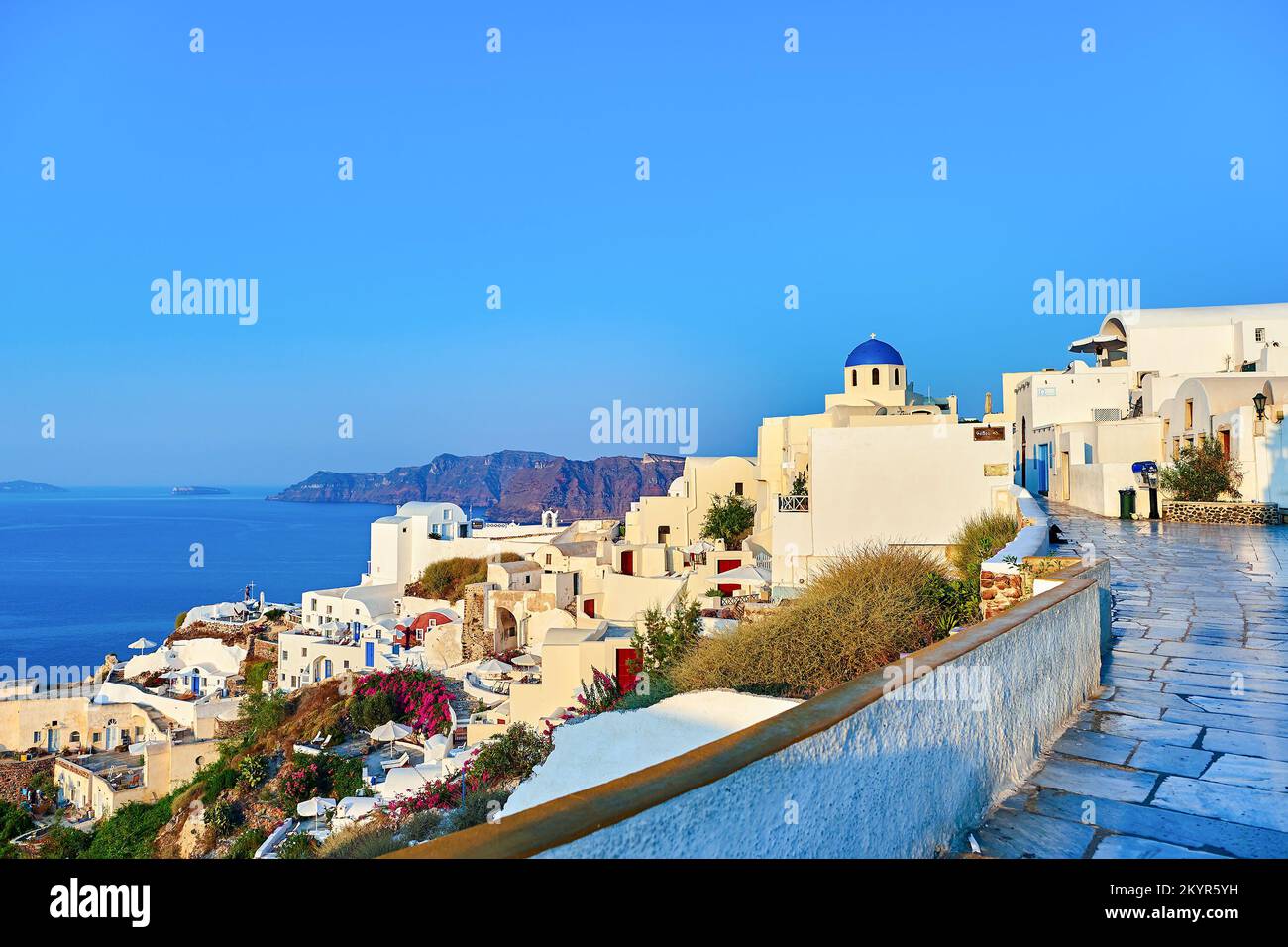 SANTORINI, GREECE - AUGUST 06, 2015: architecture of Santorini island ... SANTORINI, GREECE - AUGUST 06, 2015: architecture of Santorini island ...
