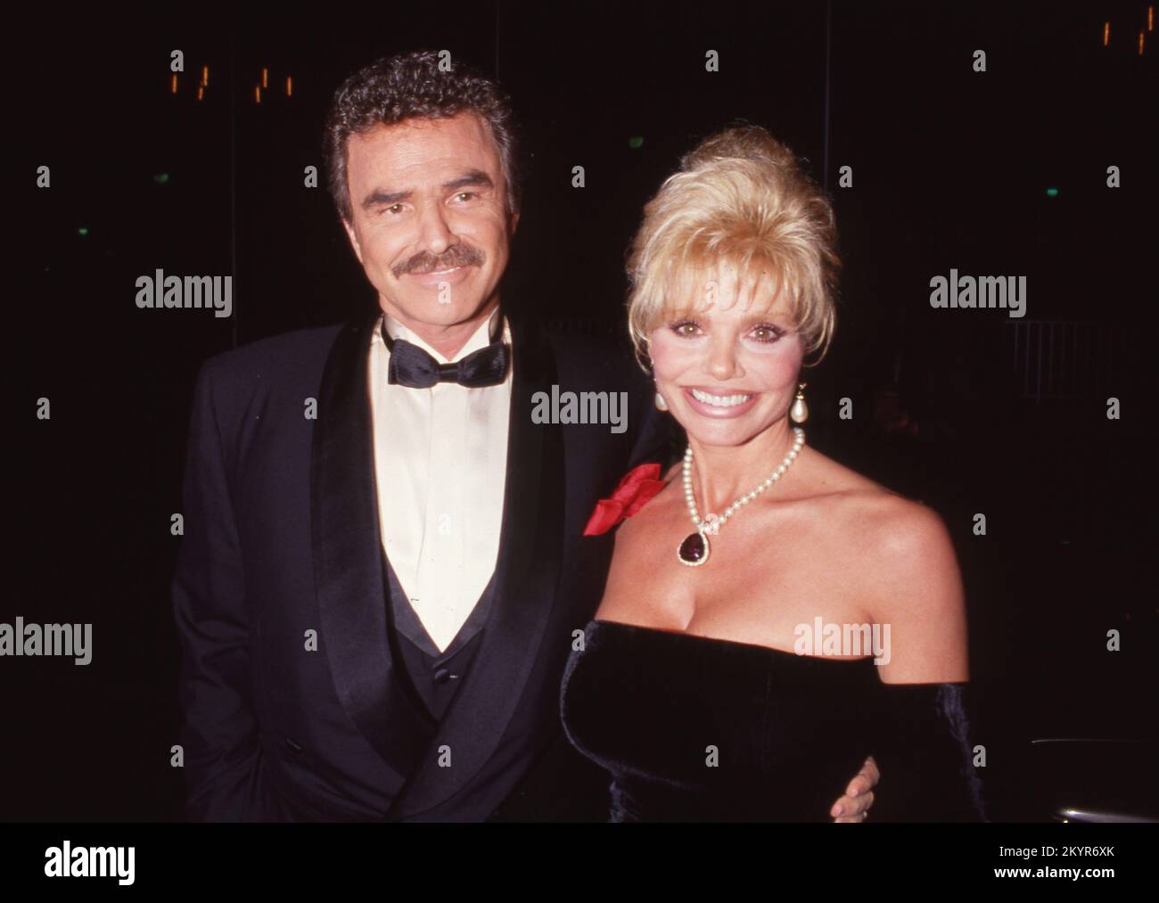 Burt Reynolds and Loni Anderson at The Cancer Society Honors Burt ...