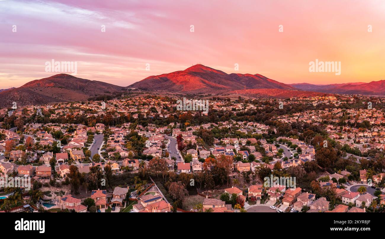 Residential modern subdivision luxury houses in Southern California ...