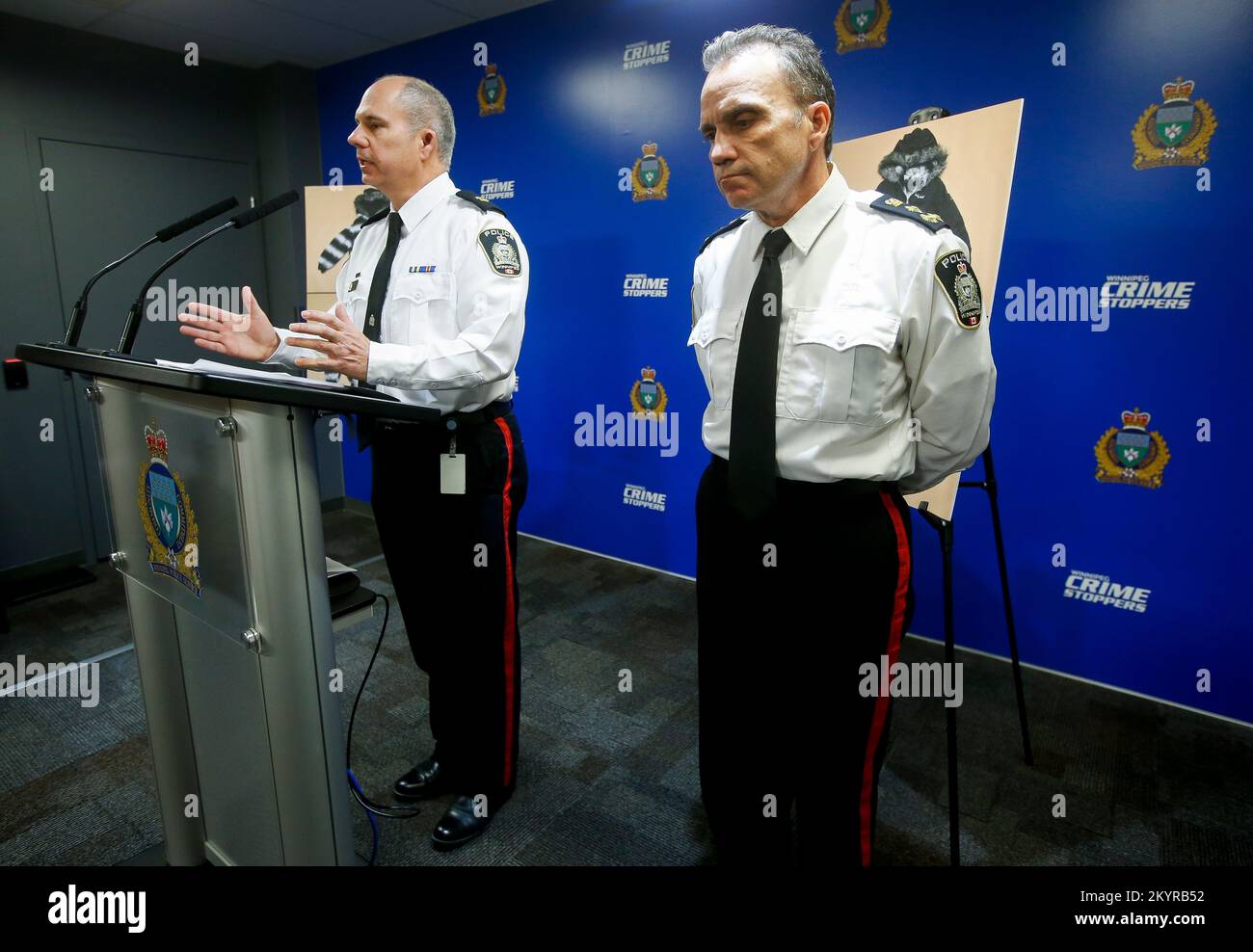 Winnipeg police inspector Shawn Pike, left, and chief Danny Smyth ...