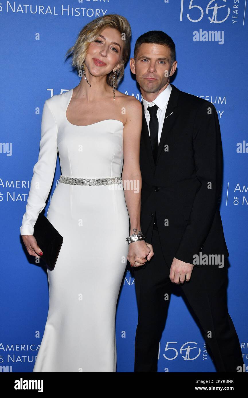 New York, USA. 01st Dec, 2022. (L-R) Heidi Gardner and Mikey Day attend ...