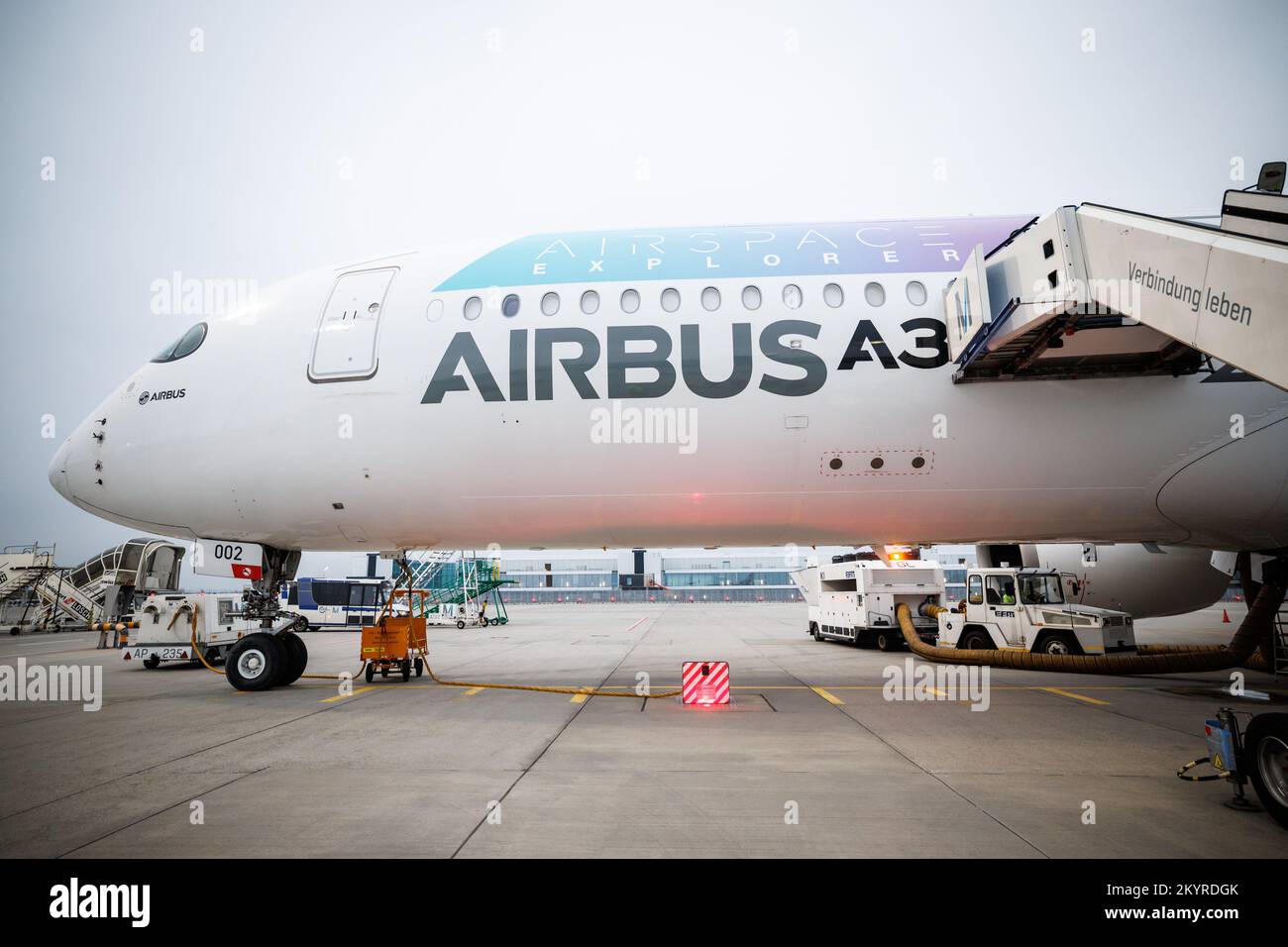 Munich, Germany. 01st Dec, 2022. The test aircraft "Airbus A350 ...