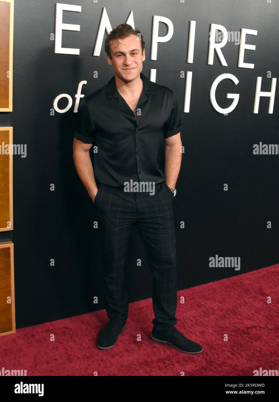 Beverly Hills, California, USA 1st December 2022 Actor Elliott Ross ...