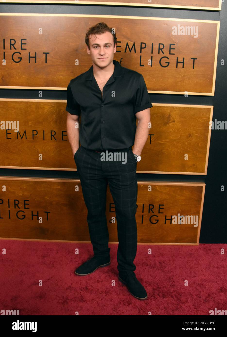 Beverly Hills, California, USA 1st December 2022 Actor Elliott Ross ...