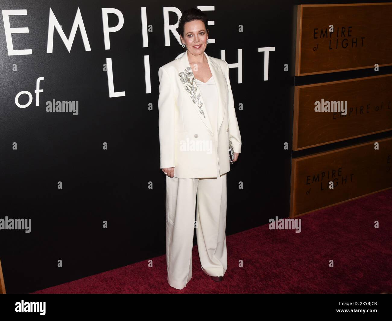 -1 December 2022 - Los Angeles, California - Olivia Colman. Los Angeles ...