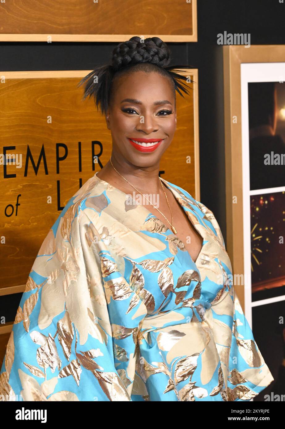 Empire of light los angeles premiere hi-res stock photography and images - Alamy