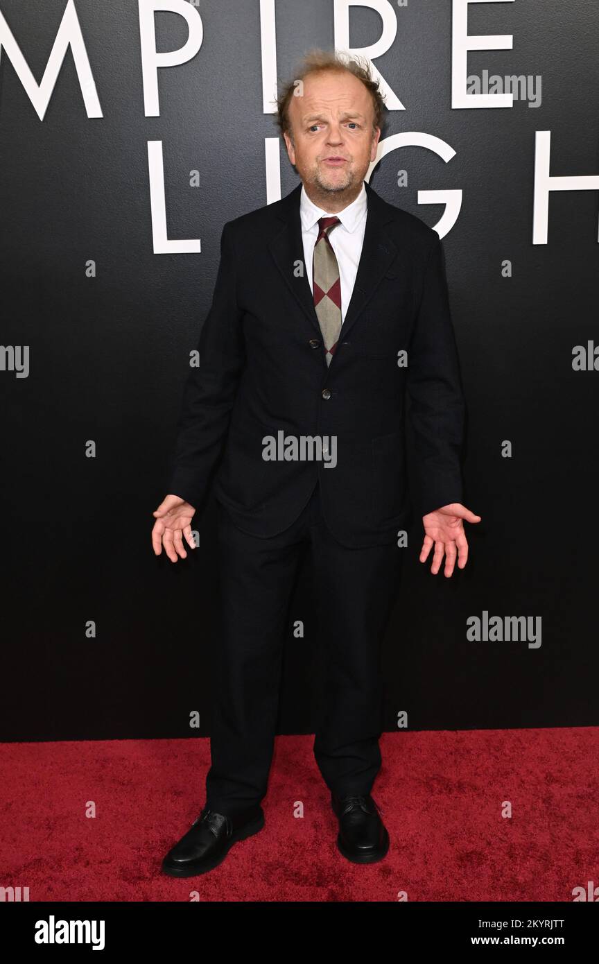 Los Angeles, USA. 01st Dec, 2022. Toby Jones at the premiere for ...