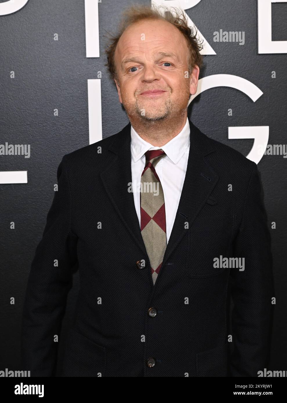 Los Angeles, USA. 01st Dec, 2022. Toby Jones at the premiere for ...