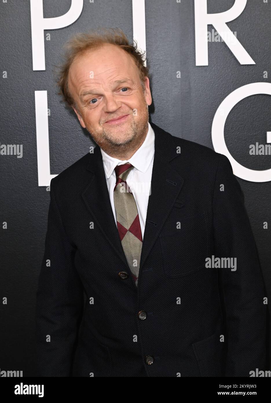 Los Angeles, USA. 01st Dec, 2022. Toby Jones at the premiere for ...