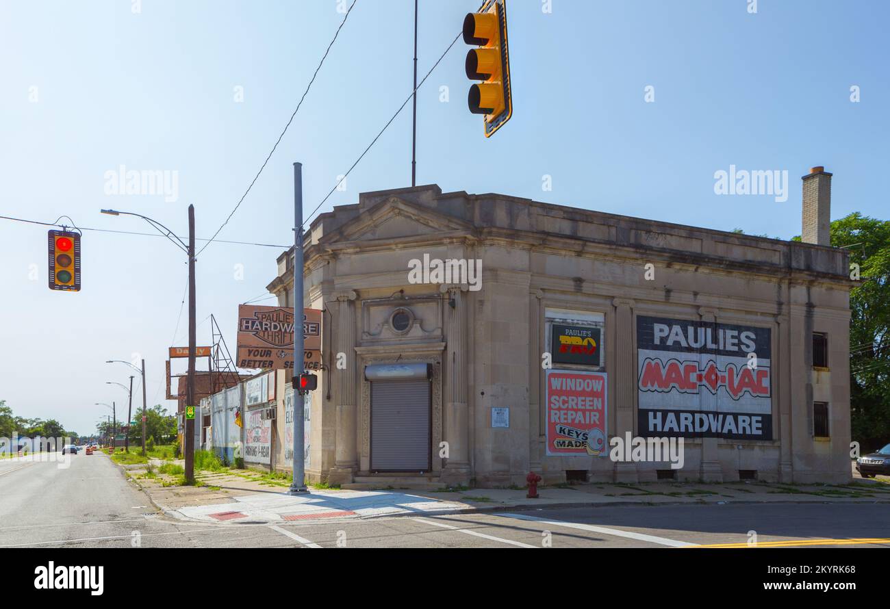 Paulies hardware hi-res stock photography and images - Alamy