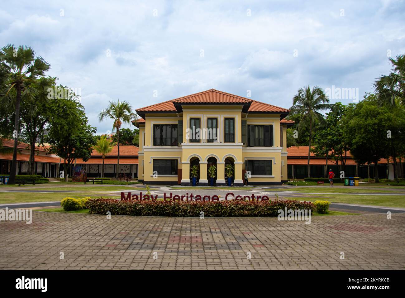 Gedung kuning building hi-res stock photography and images - Alamy