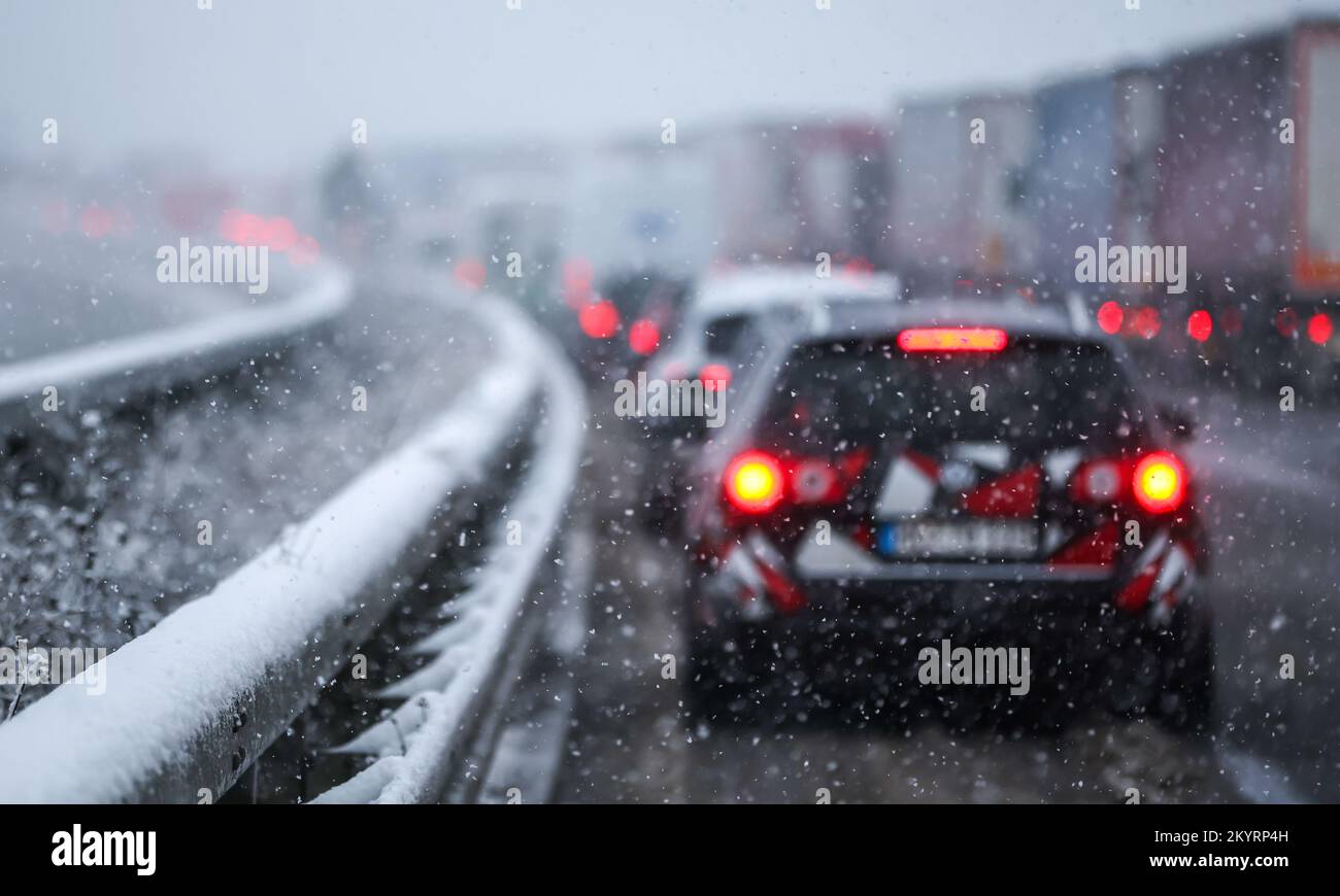 72 seasons hi-res stock photography and images - Alamy