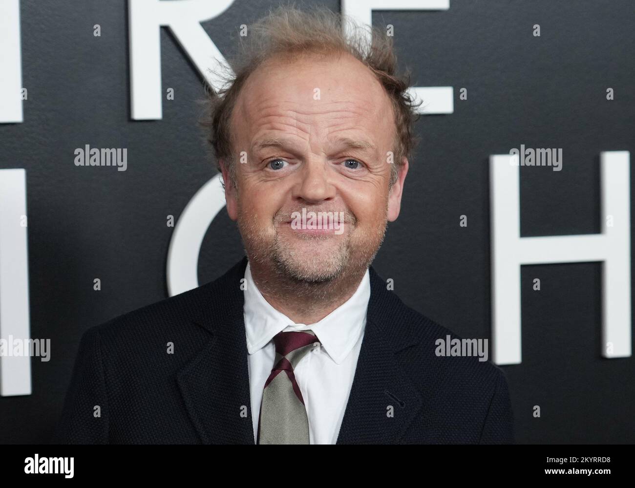 Los Angeles, USA. 01st Dec, 2022. Toby Jones arrives at the Searchlight ...
