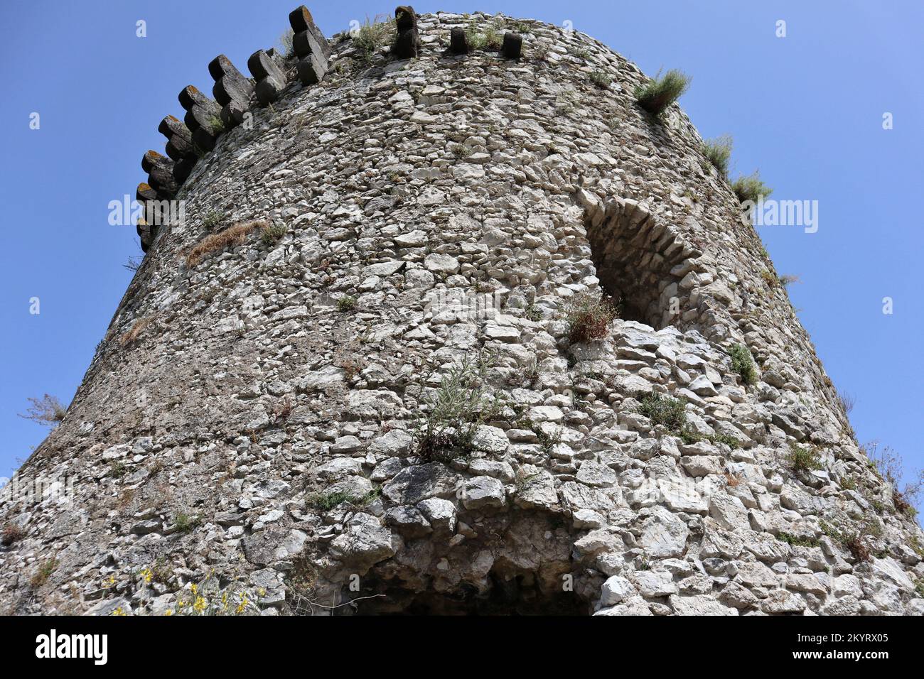 Mercato San Severino - Particolare della Torre a Rondella del Castello ... Mercato San Severino - Particolare della Torre a Rondella del Castello ...