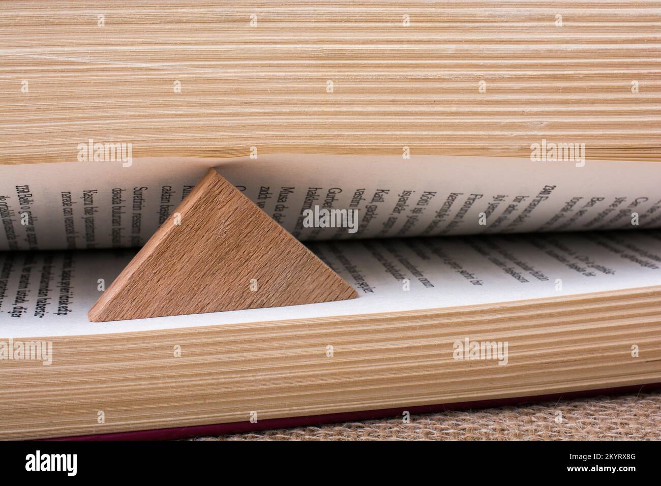 Open triangle hi-res stock photography and images - Alamy