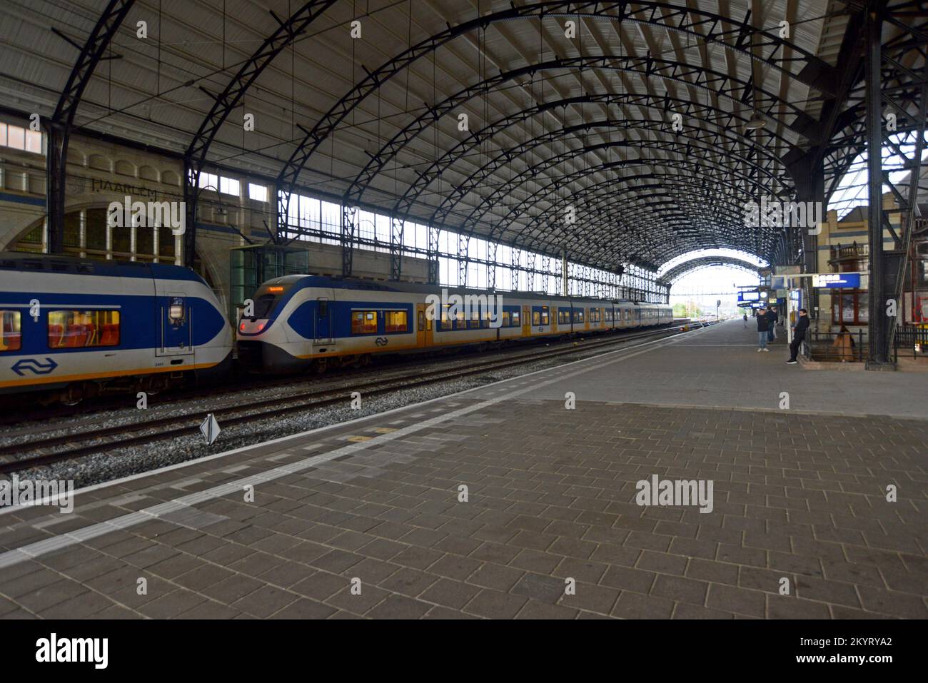 Train sprinter station haarlem hi-res stock photography and images - Alamy