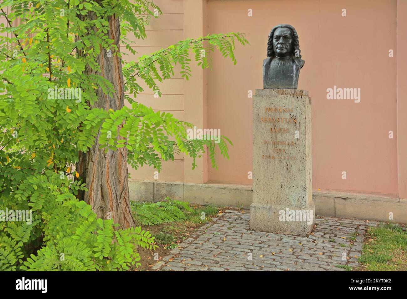 Johann Sebastian Bach monument with bust, Platz der Demokratie, Weimar ...