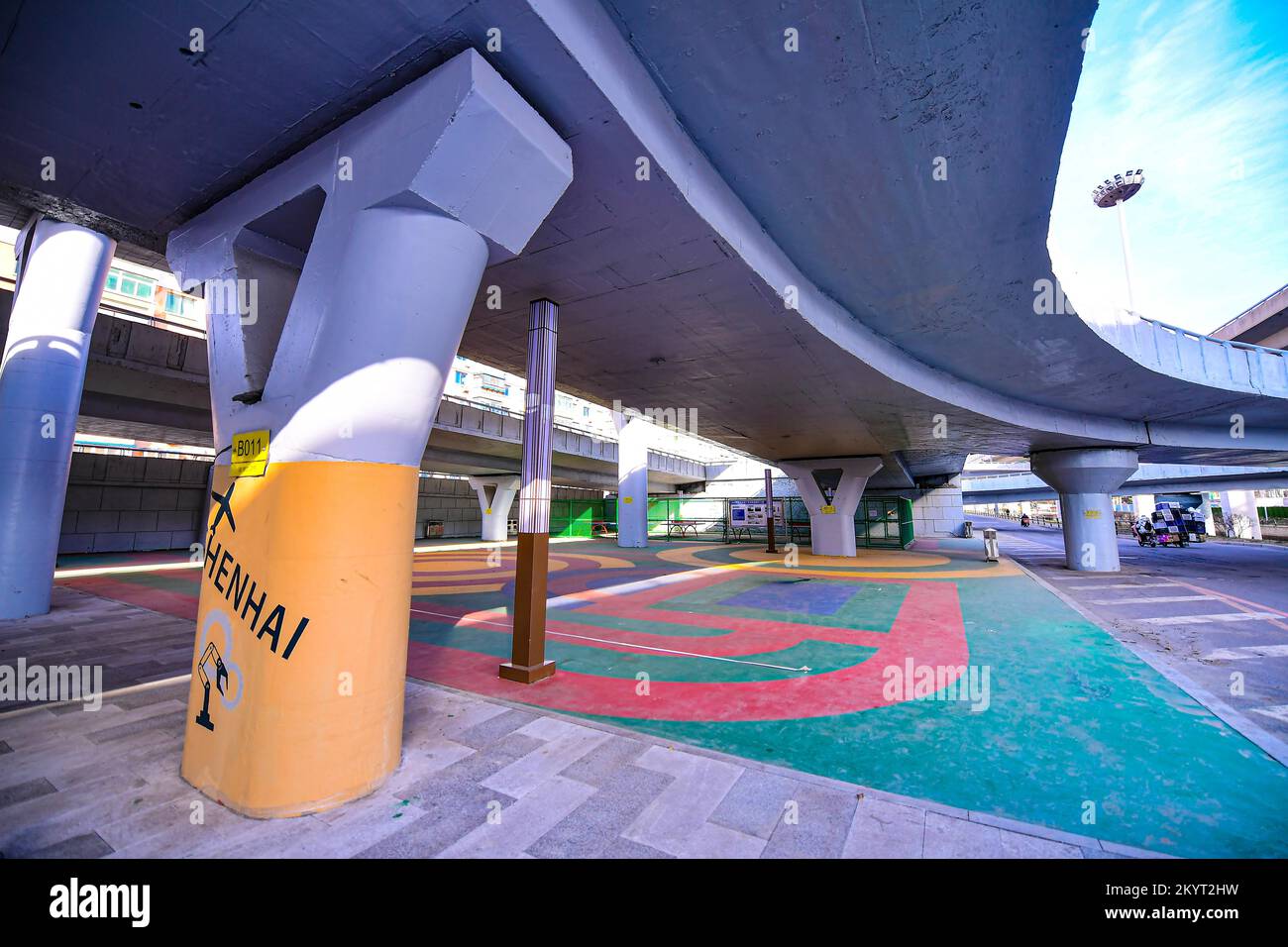 The construction of the space under the Shenhai viaduct has been ...