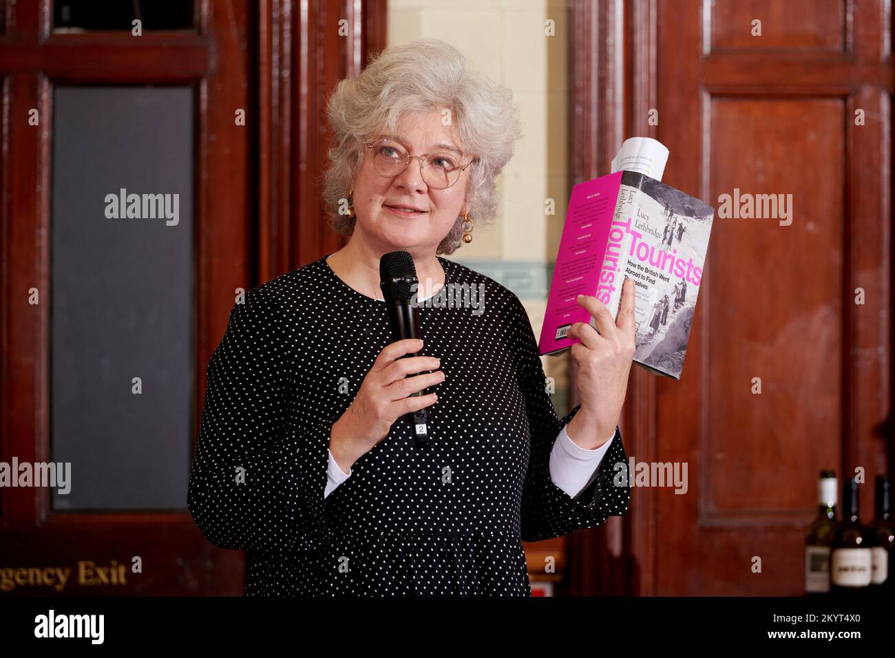 Lucy Lethbridge at the Oldie Lit Lunch 15-11-22 Neil Spence Photography ...