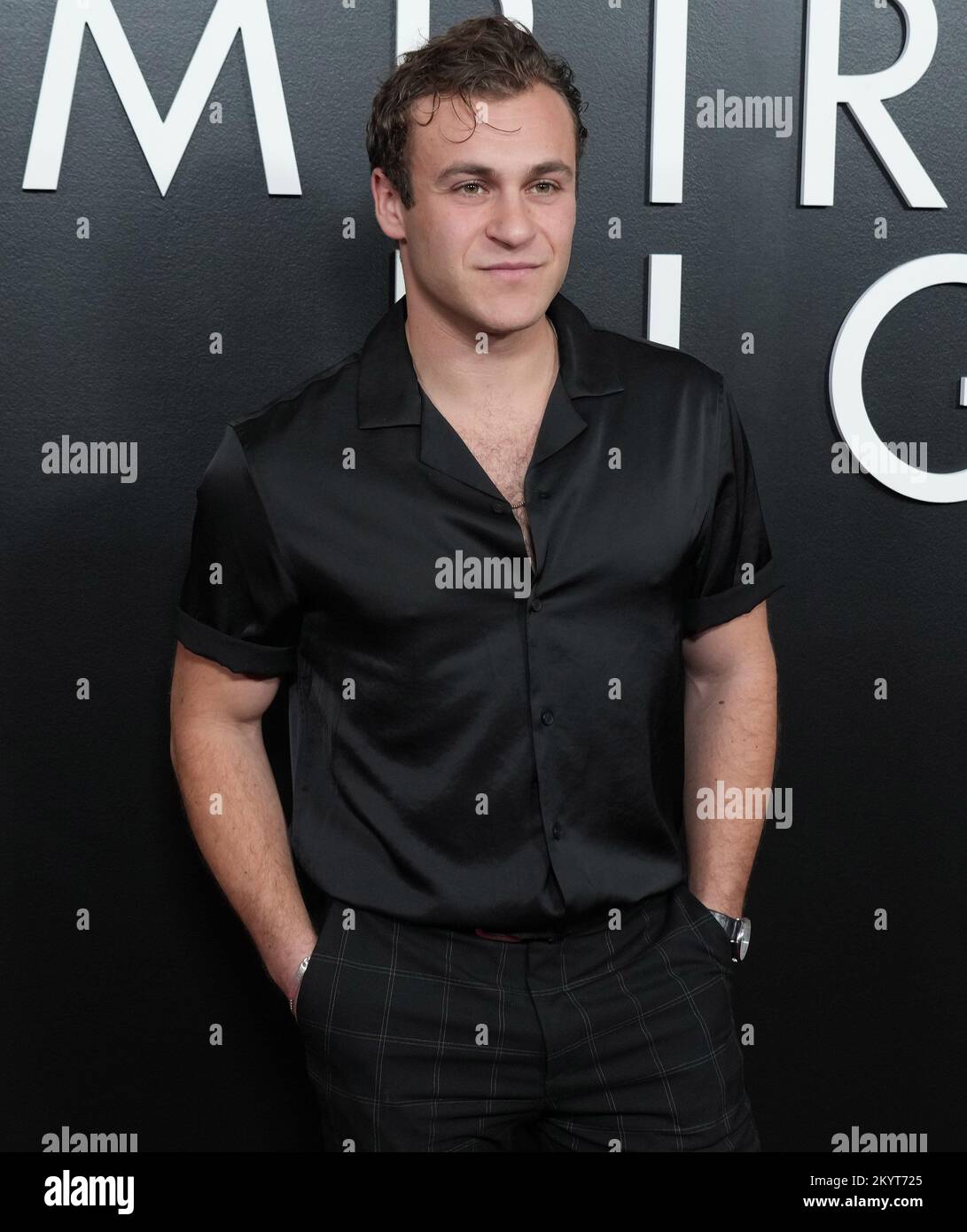 Los Angeles, USA. 01st Dec, 2022. Elliott Ross arrives at the ...
