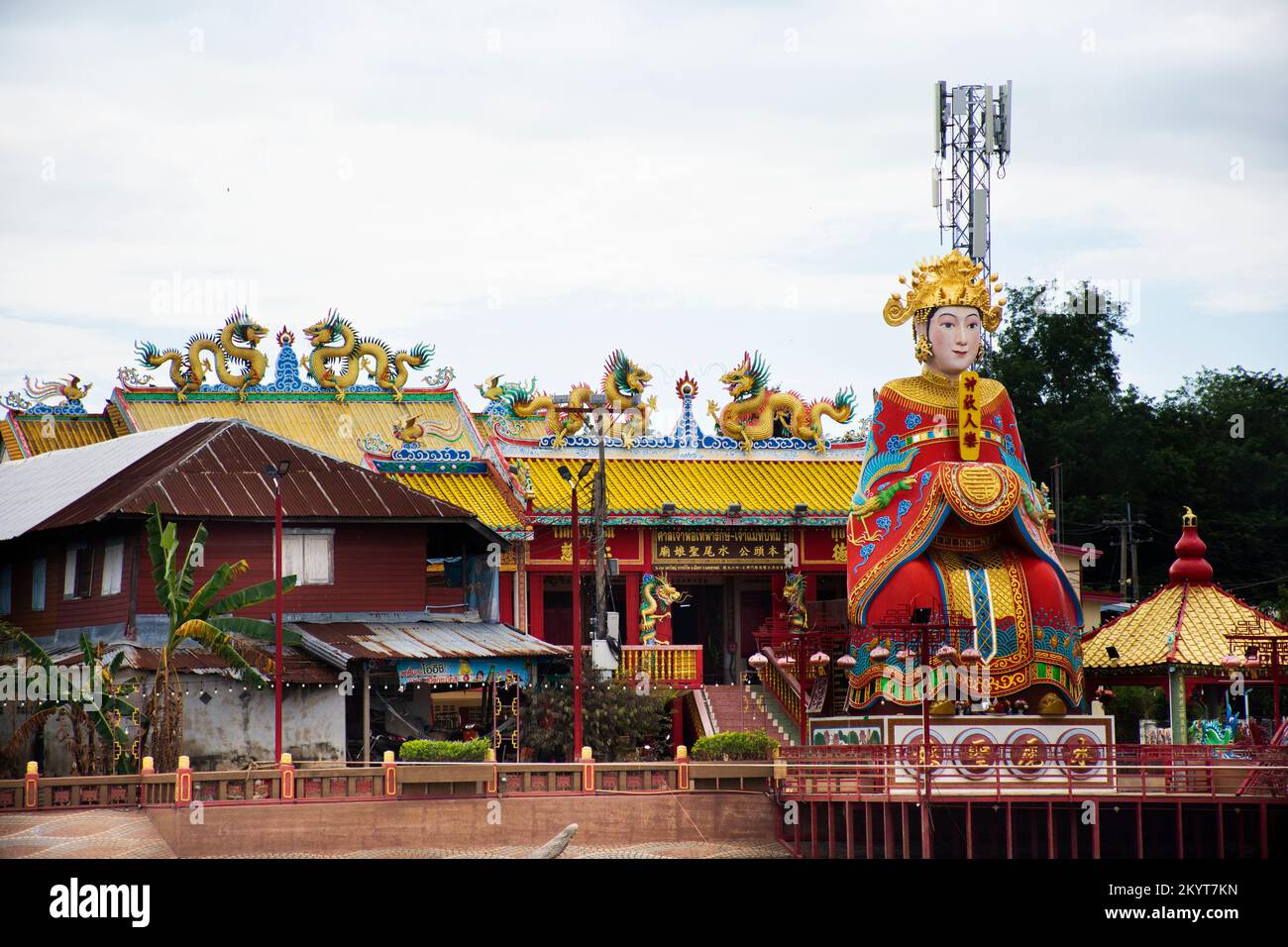 Shrine of Chao Pho Thepharak Chao Mae Thapthim or Mazu Matsu Chinese ...