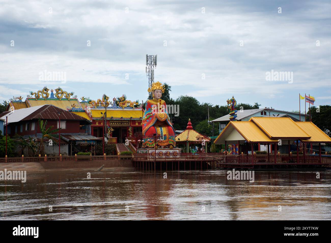 Shrine of Chao Pho Thepharak Chao Mae Thapthim or Mazu Matsu Chinese ...