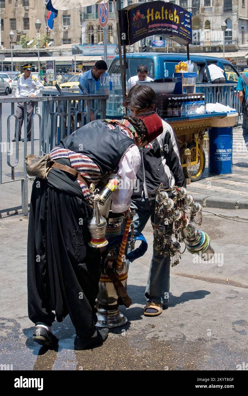 Tea Seller - Damascus, Syria Stock Photo - Alamy