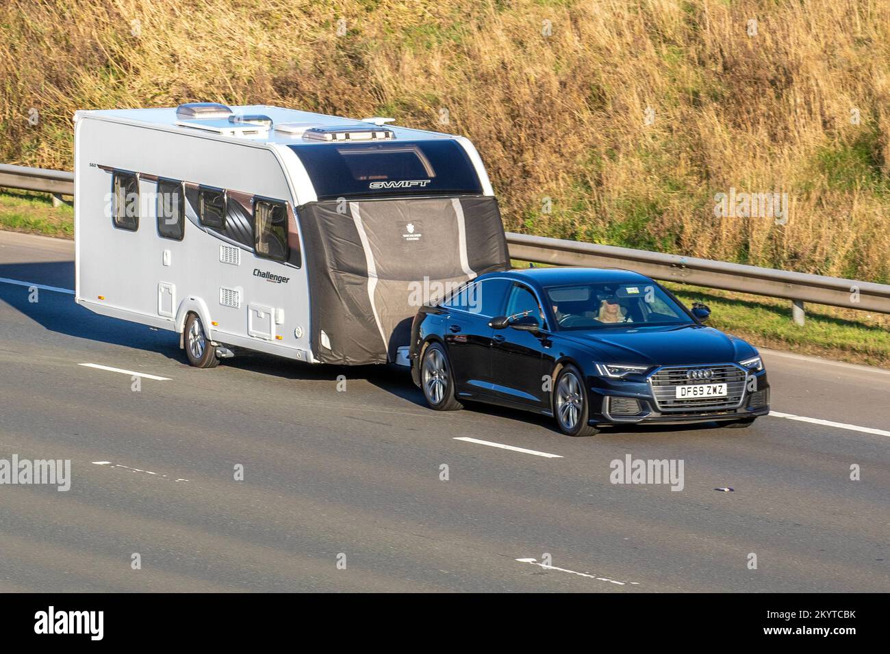 Tronic 12v mhev auto start stop hi-res stock photography and images - Alamy