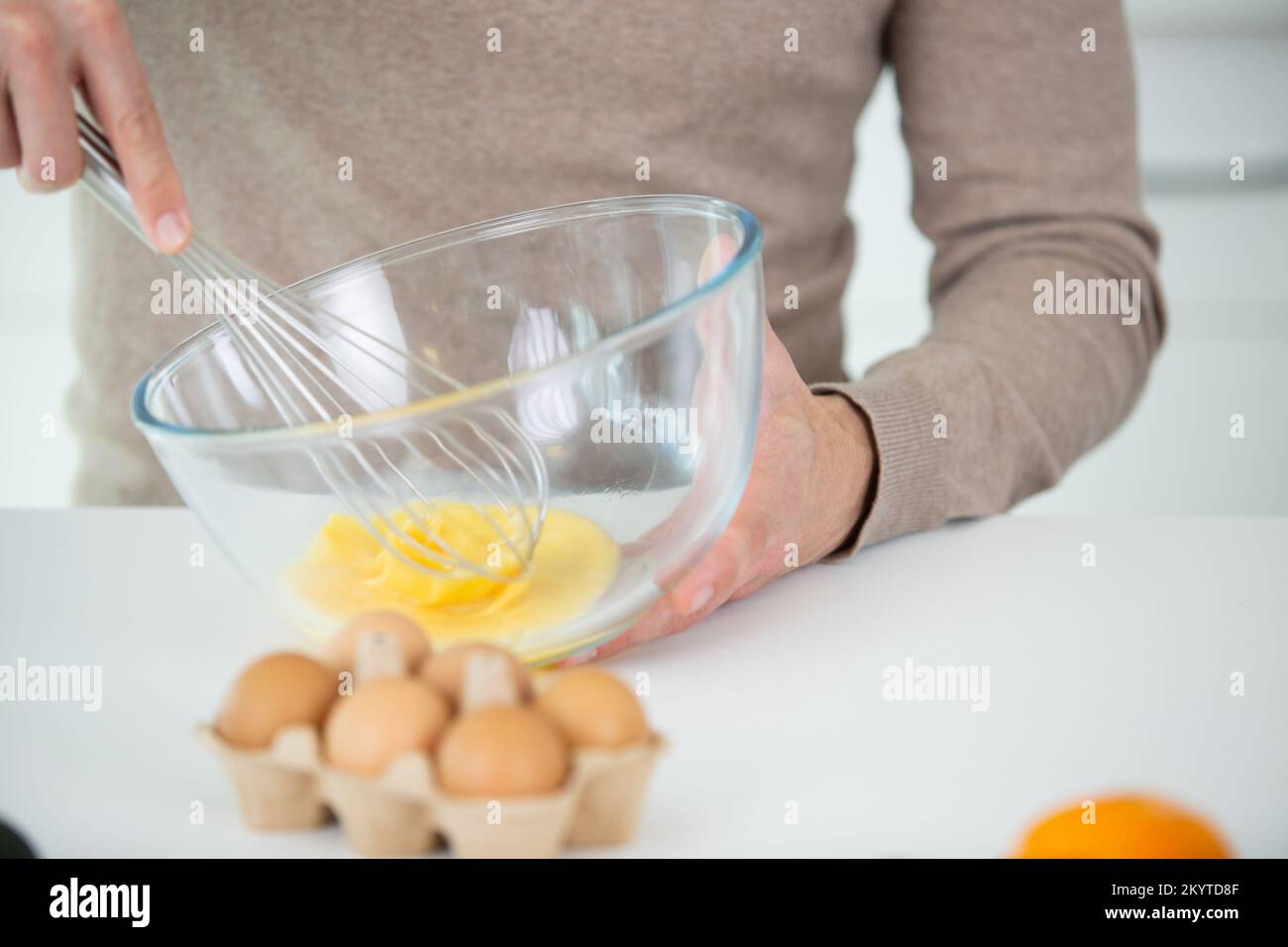 Hands mixing vegetables in bowl hi-res stock photography and images - Alamy