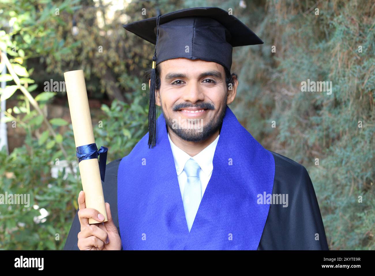 Young beard college student hi-res stock photography and images - Alamy