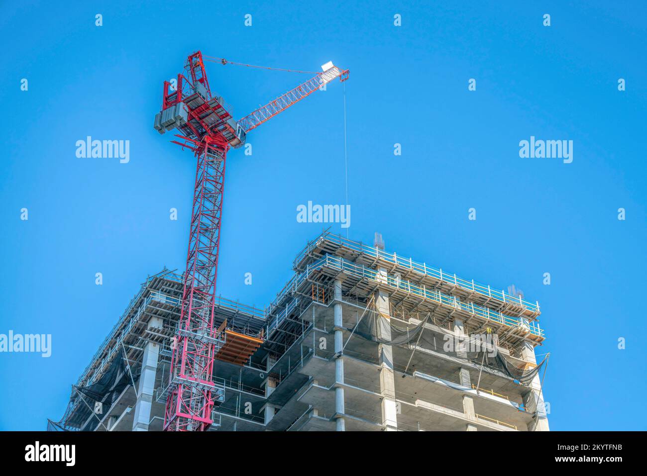 Modern industrial unit under construction hi-res stock photography and ...