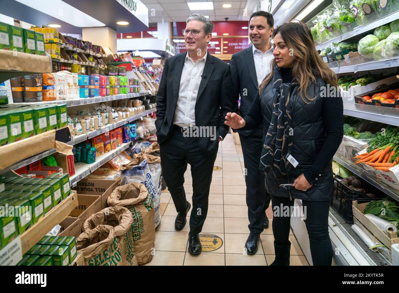 Labour Party leader Sir Keir Starmer (left) and Anas Sarwar, leader of ...