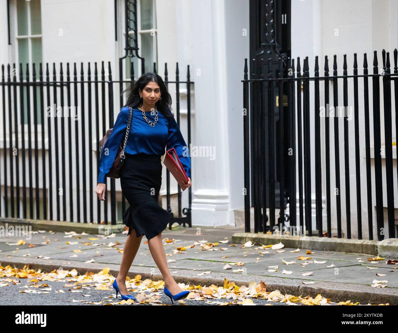 Suella Braverman, Home Secretary, outside number 10 Downing Street in London Stock Photo - Alamy